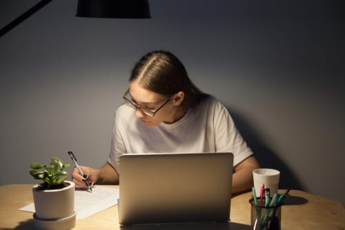 8 Ways to Develop Self-Motivation for Online College Success