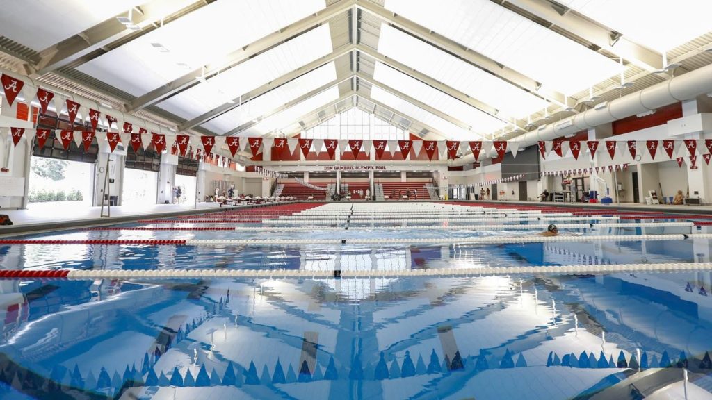 20 U.S. Colleges with Amazing Swimming Pools